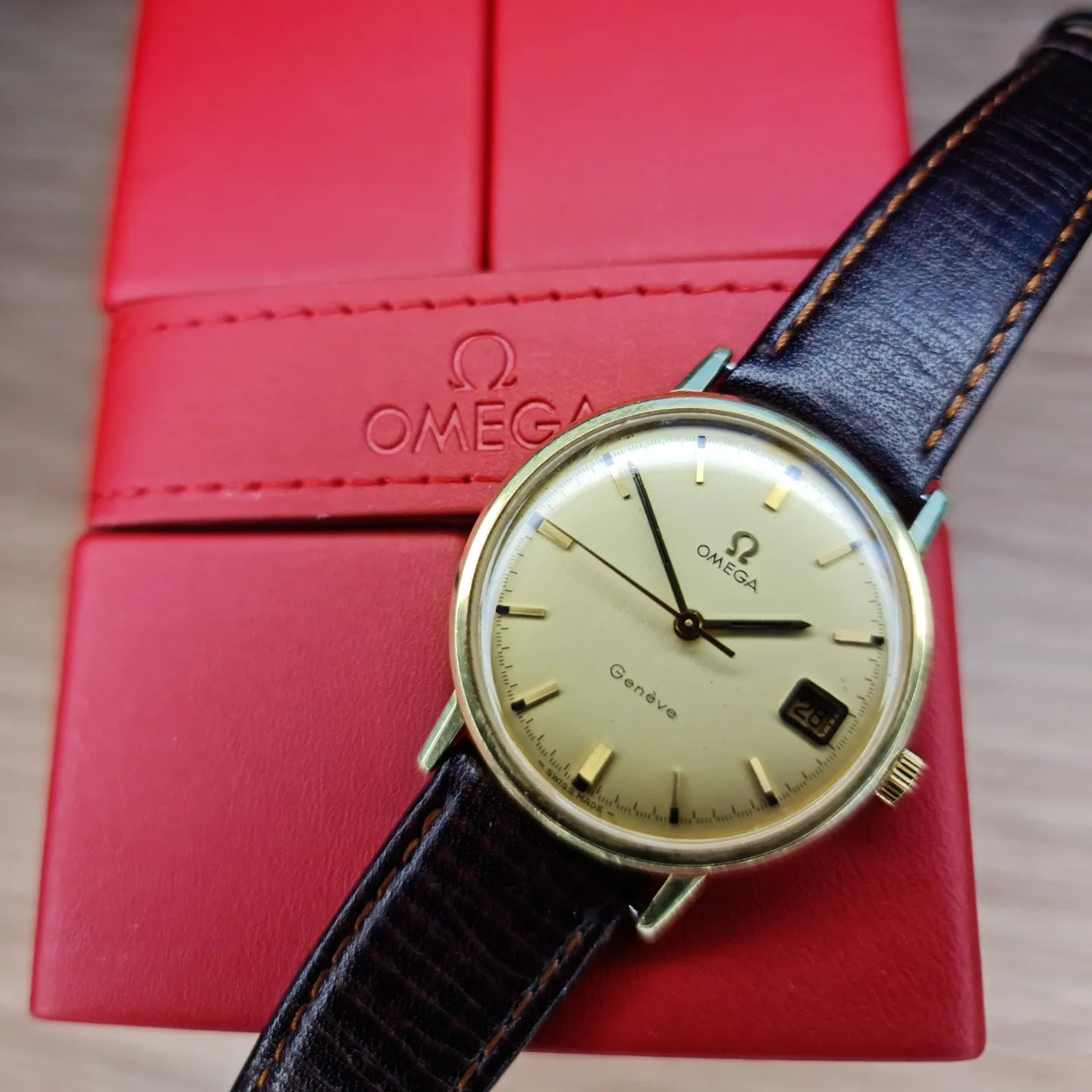 1969 Omega Genève Track Dial – Mr Watch Winder